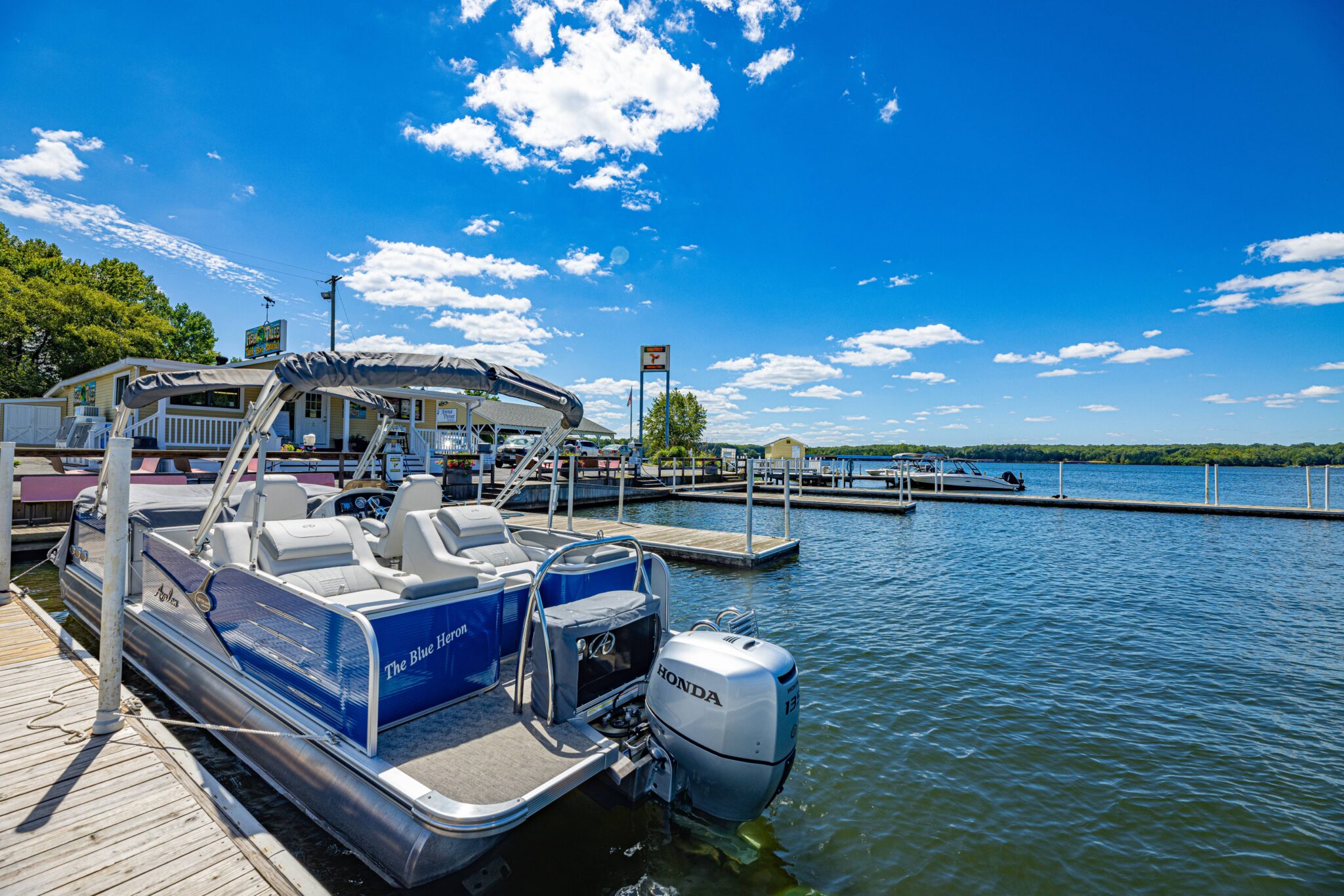 MARINA OVERVIEW - Anna Point Marina